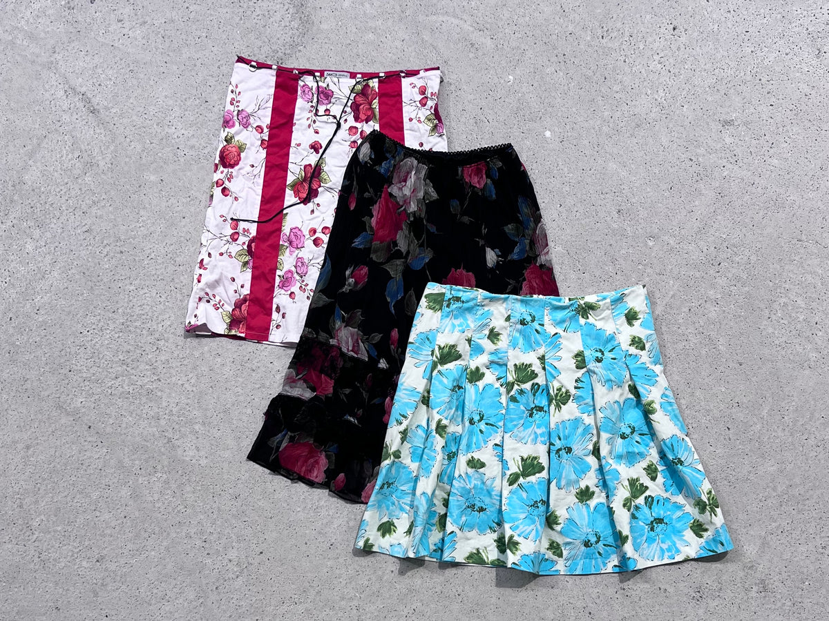 Y2K Skirts – Vintage Wholesale Europe